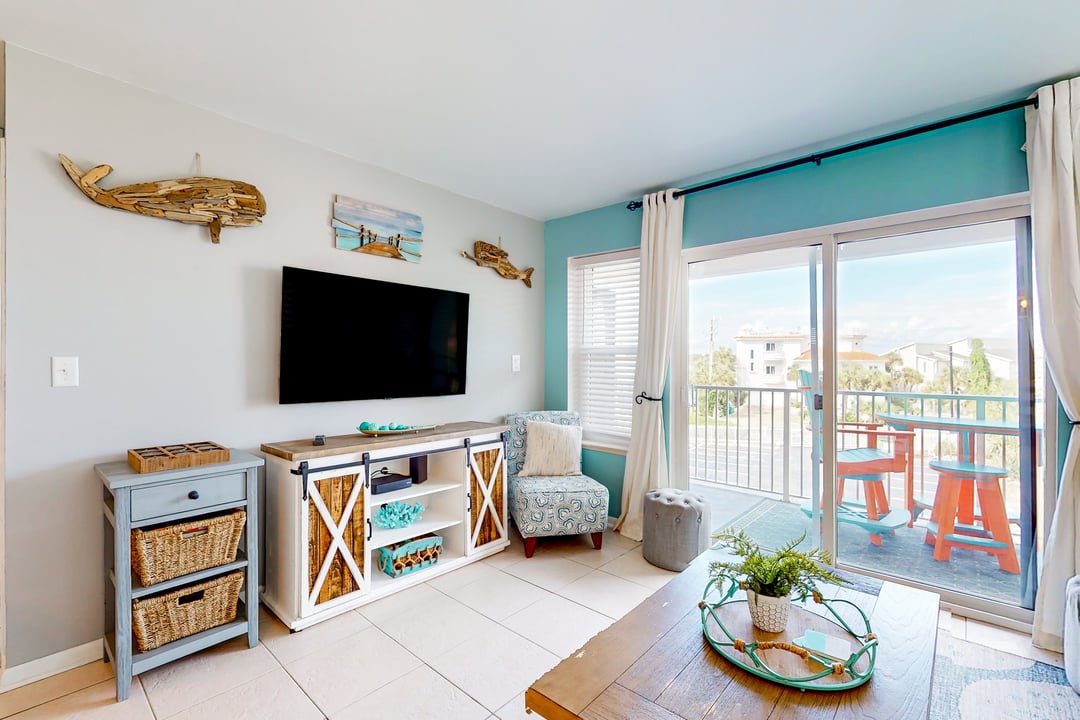 Bright 2BR Hideaway in Destin | 754788 | stayhvn.com