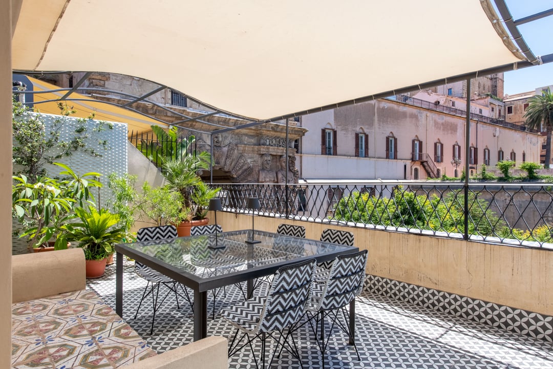 Stunning 3BR Getaway in Palermo | 706818 | stayhvn.com