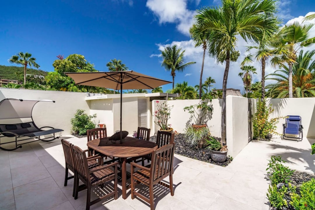 Blissful 3BR Condo in Pineapple Village | 645498 | stayhvn.com